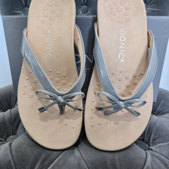 Vionic | Shoes | Vionic Bella Light Gray Size 65 | Poshmark
